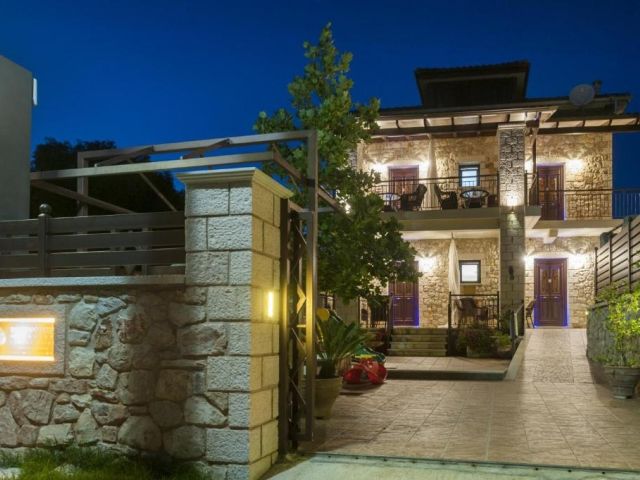 Σύβοτα: Συγκρότημα 5 Διαμερισμάτων με Πολυτελή Παροχές και Ιδανική ...