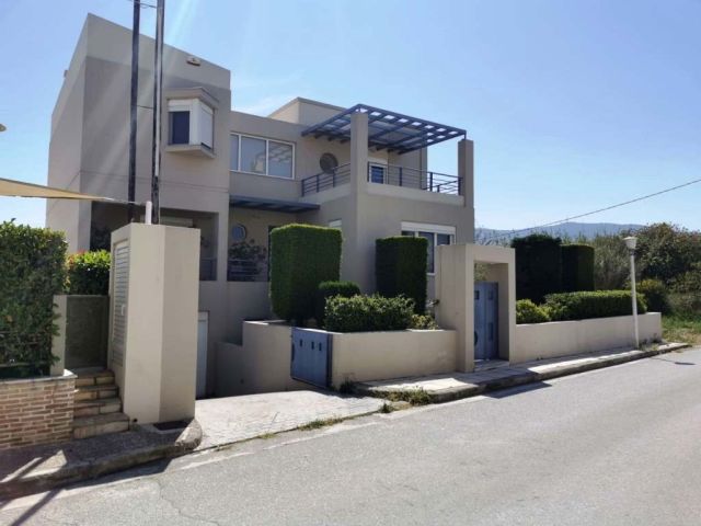 Πωλείται υπέροχη μονοκατοικία μεζονέτα με πανέμορφο κήπο Κακό Πρινάρι Κως